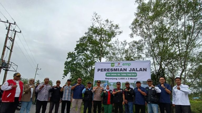 Bupati Meranti Resmikan Jalan Akses Wisata Telaga Air Merah – RiauNews.com